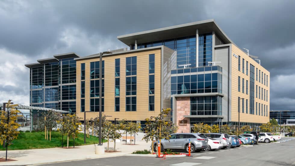 Britannia Cove - Projects - Americlad