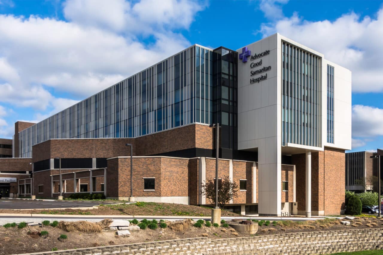 Advocate Good Samaritan Center - Projects - Americlad